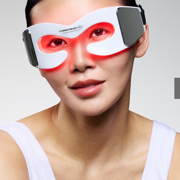 Currentbody Usa | Skincare | Nib Current Body Led Eye Perfector Red ...